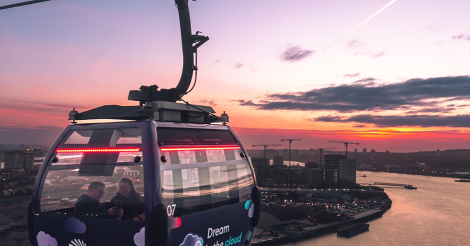 A Day Out on the IFS Cloud Cable Car - Visit Greenwich