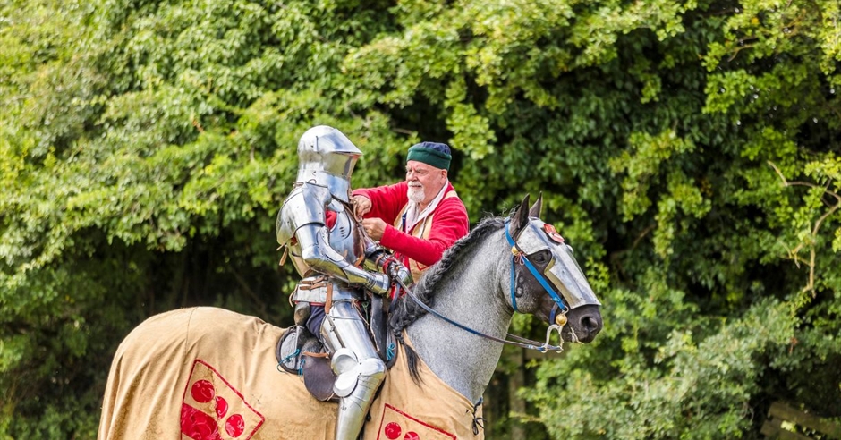Medieval Season at Eltham Palace - Summer highlights in Eltham ...