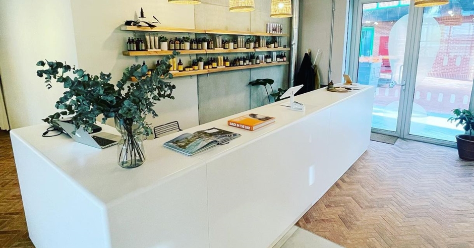 Stanley Watts Greenwich - Hospitality Services in Greenwich Peninsula ...