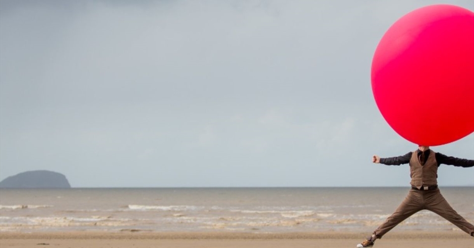 Dizzy O'Dare present: The Giant Balloon Show! - Play in Woolwich ...